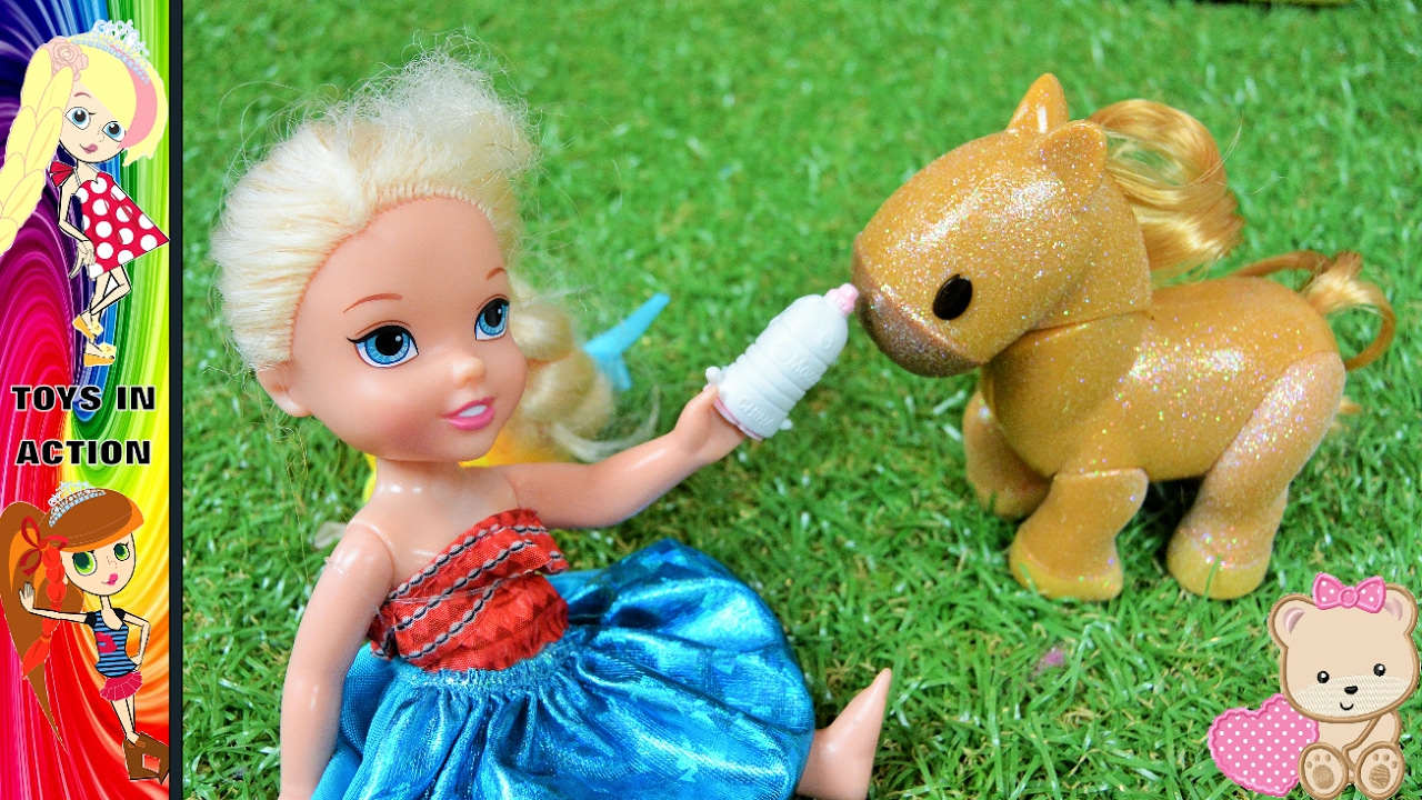 Anna and Elsa Toddlers at Barbie Farm Stable Horse New Pony #2 Chicks ...