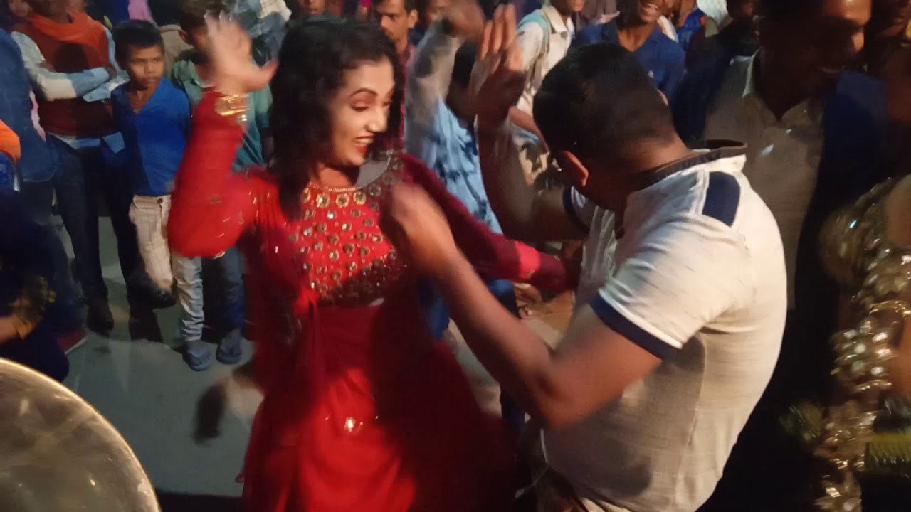 Dance in Marriage in Ballia(5) - YouTube