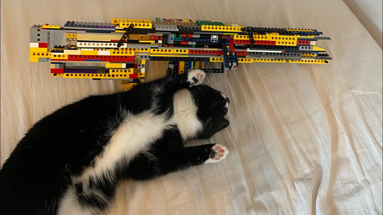 Lego shell ejecting sniper rifle with side loaded mag (working) - YouTube