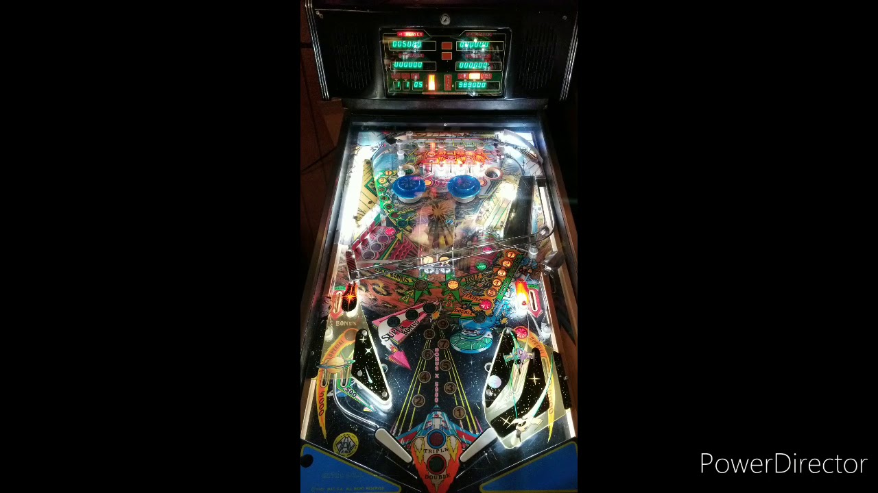 Rare Space Train Mac pinball machine - YouTube