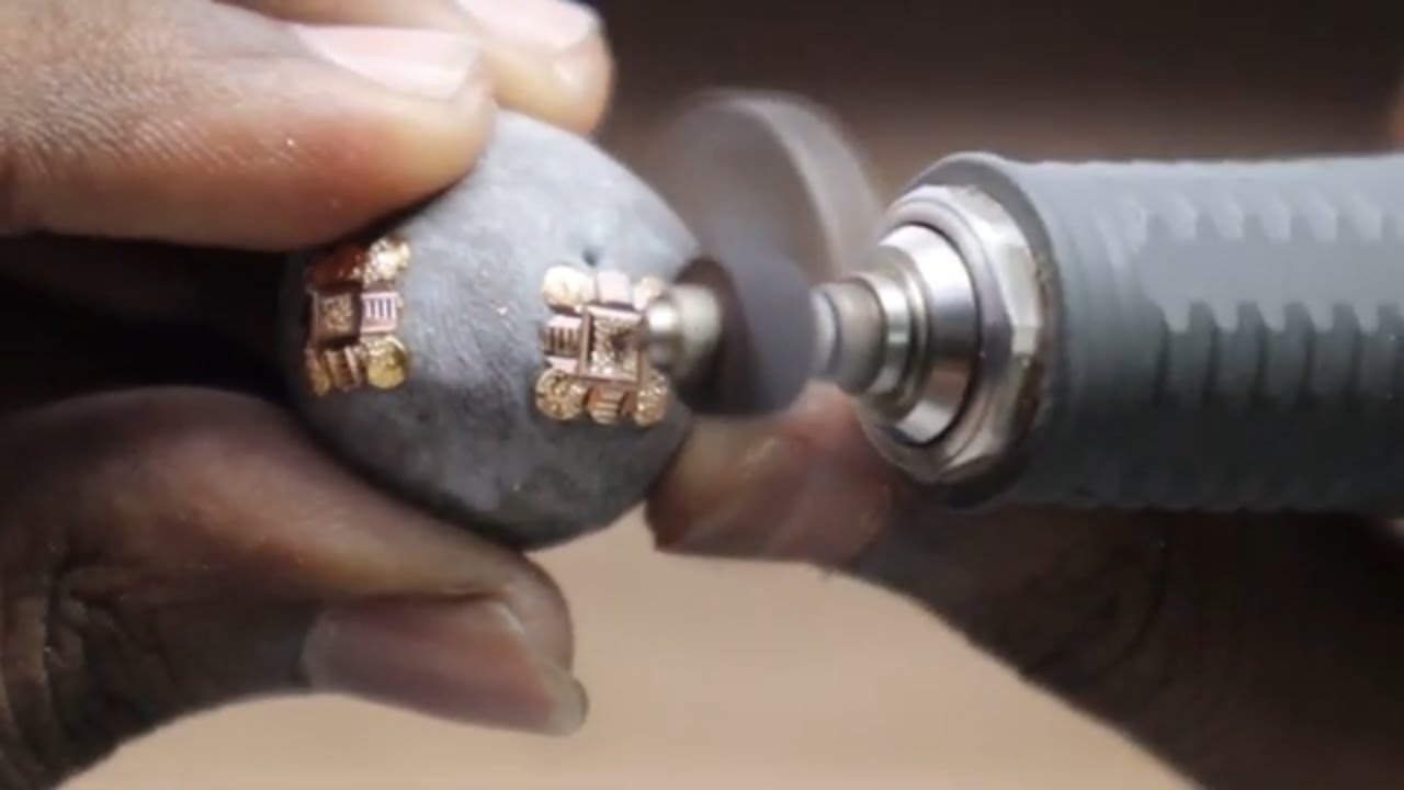 gold hand machine cutting - YouTube