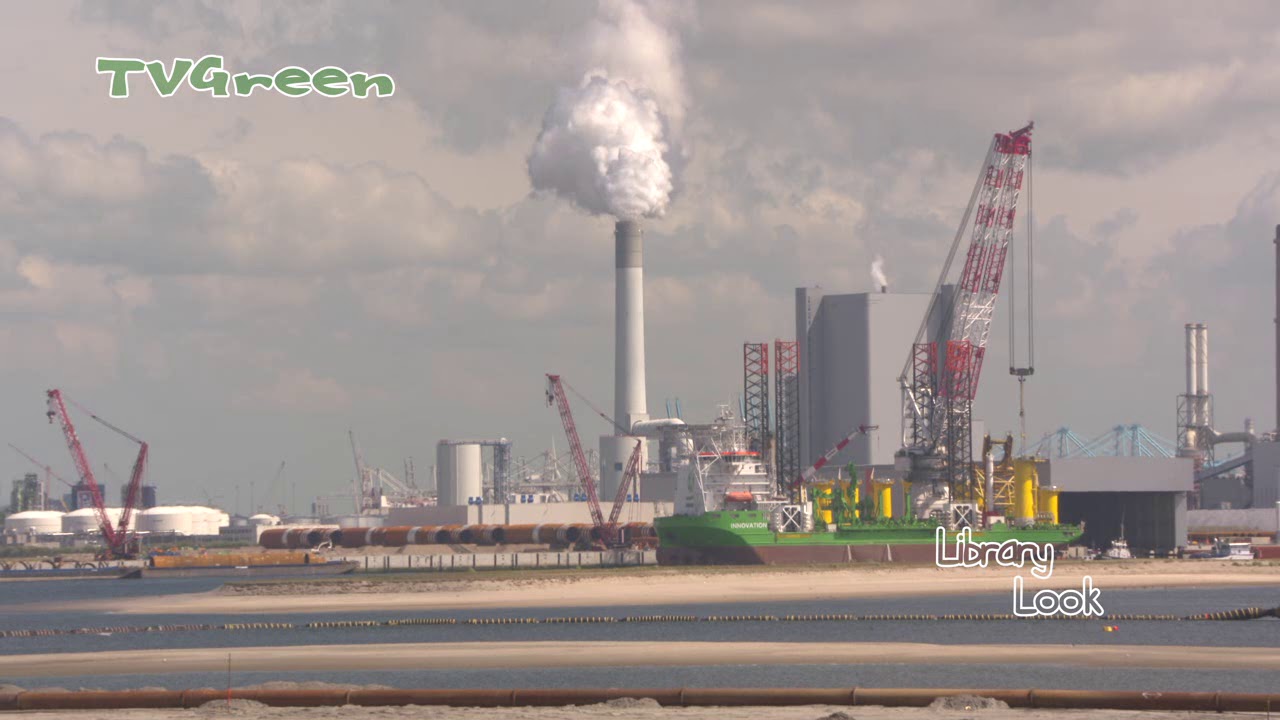 Maasvlakte: Innovation Jack-Up Vessel - YouTube