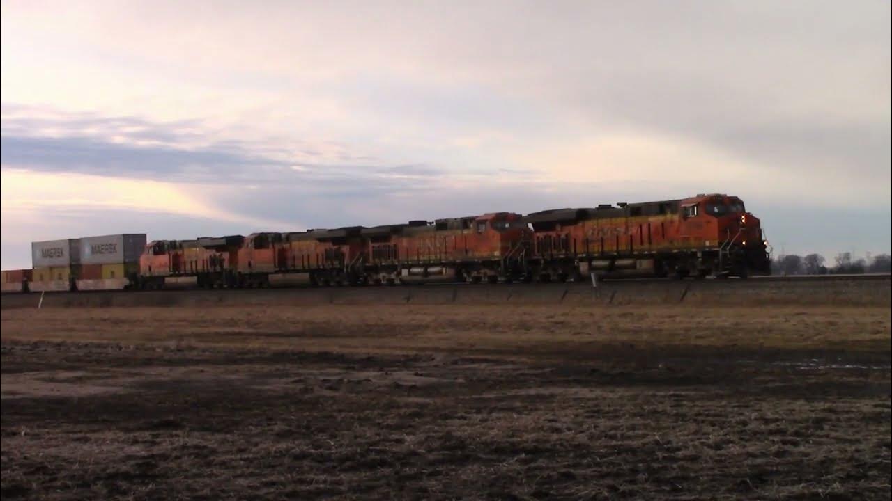 BNSF “S” Eastbound at Mile Post 63.5 on the Chillicothe Subdivision on a late December afternoon ...