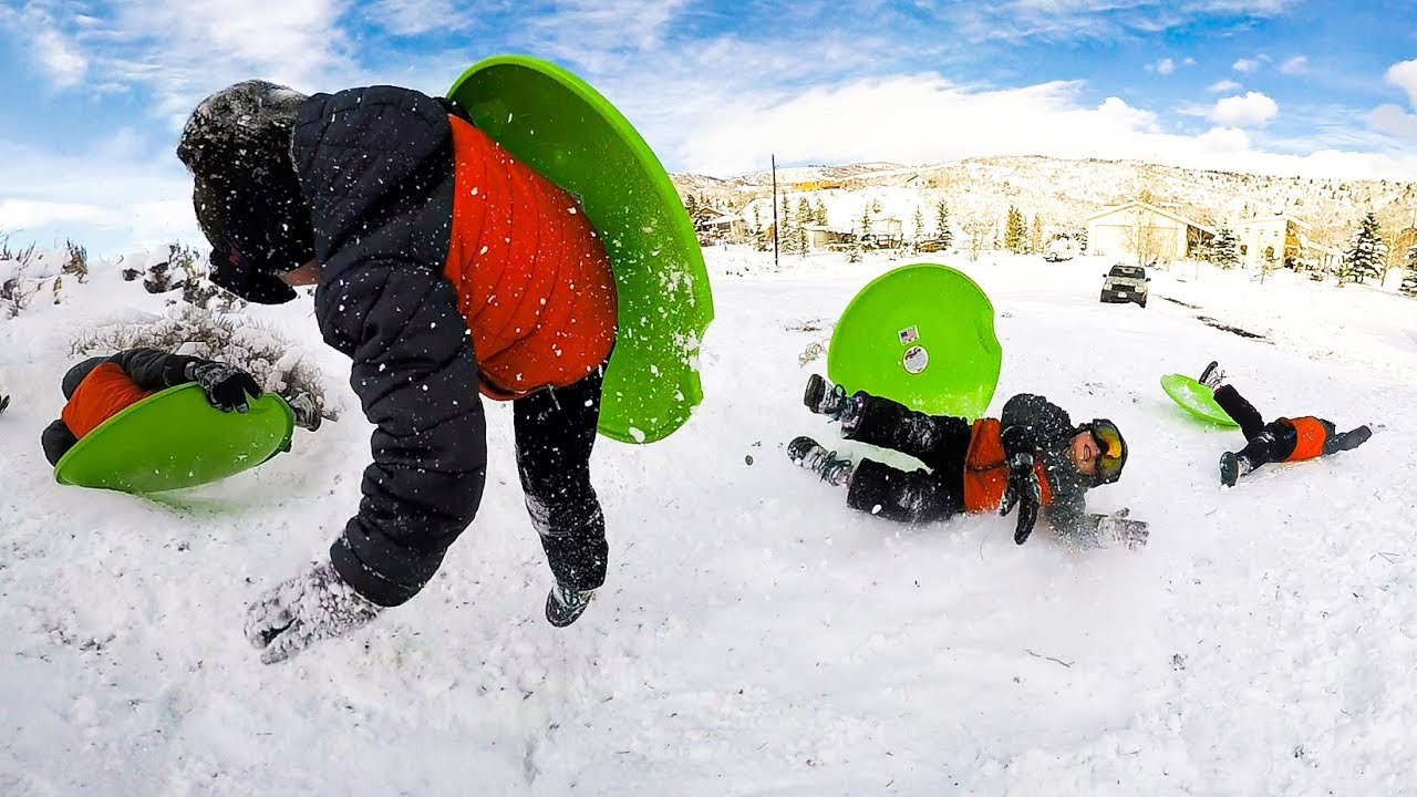 Kids catching air Snow Sledding! 🎿 ️ - YouTube