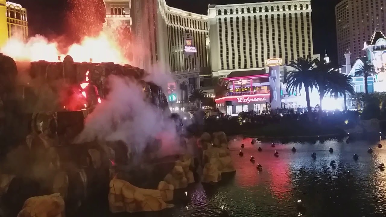 The Mirage Volcano🌋| las vegas strip🇱🇷 The live show of Mirage Volcano ...