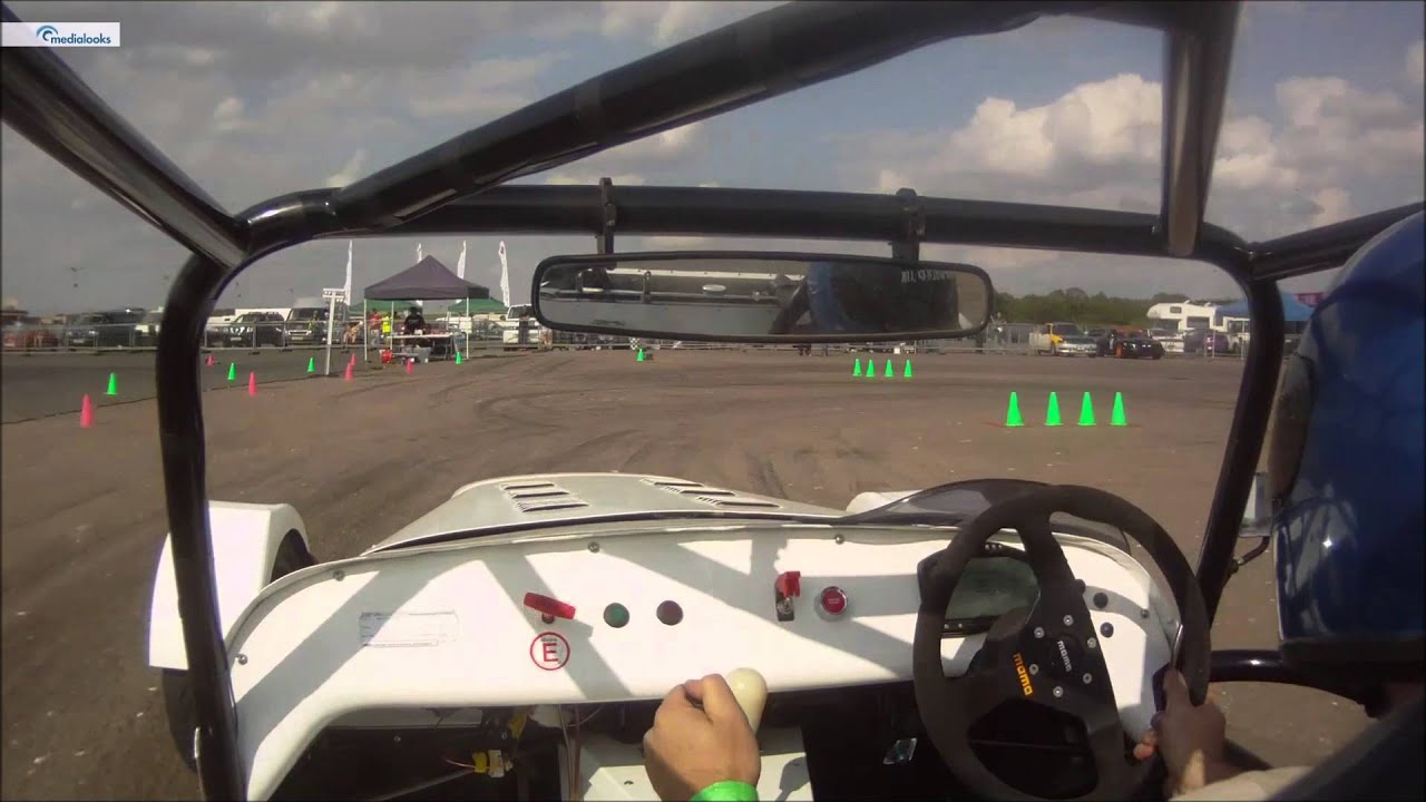 Formula G - Gymkhana knockout run at Santapod - YouTube