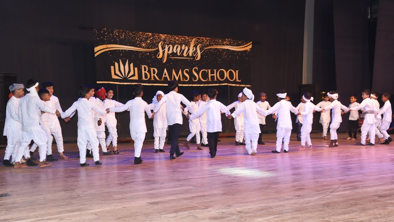 AAJA RE MITWA BRAMS SCHOOL ANNUAL DAY STAGE SHOW LIVE PERFORMANCE DANCE ...