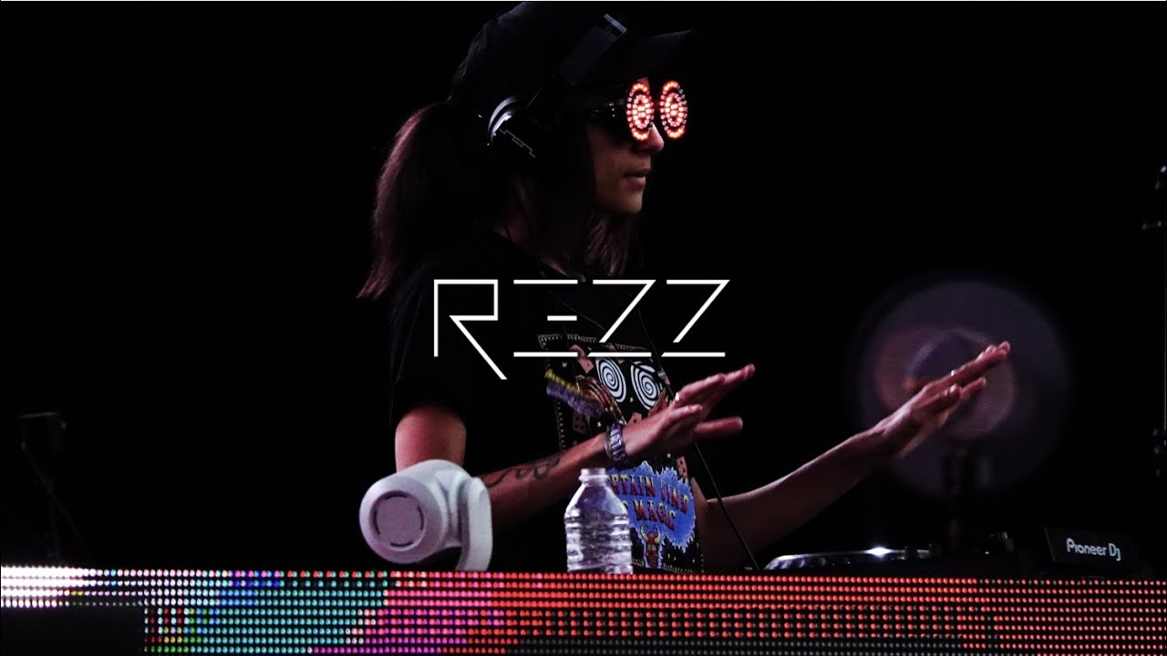 REZZ LIVE at Lollapalooza 2018 - Life & Death - YouTube