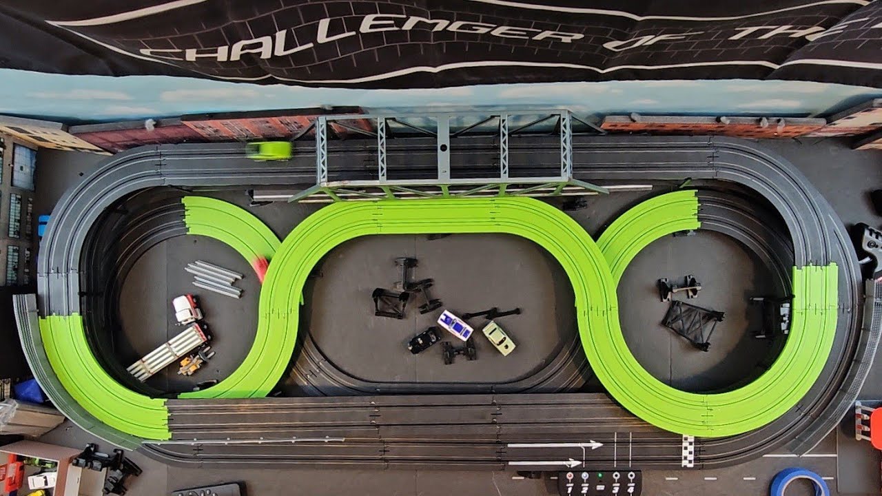 AutoWorld HO Slot Car track. Mostly sped up 8x (25 minute setup&testing ...