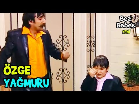 Özge Ramazan'ın Başından Aşağıya Su Döktü 🌊🤣 - Bez Bebek