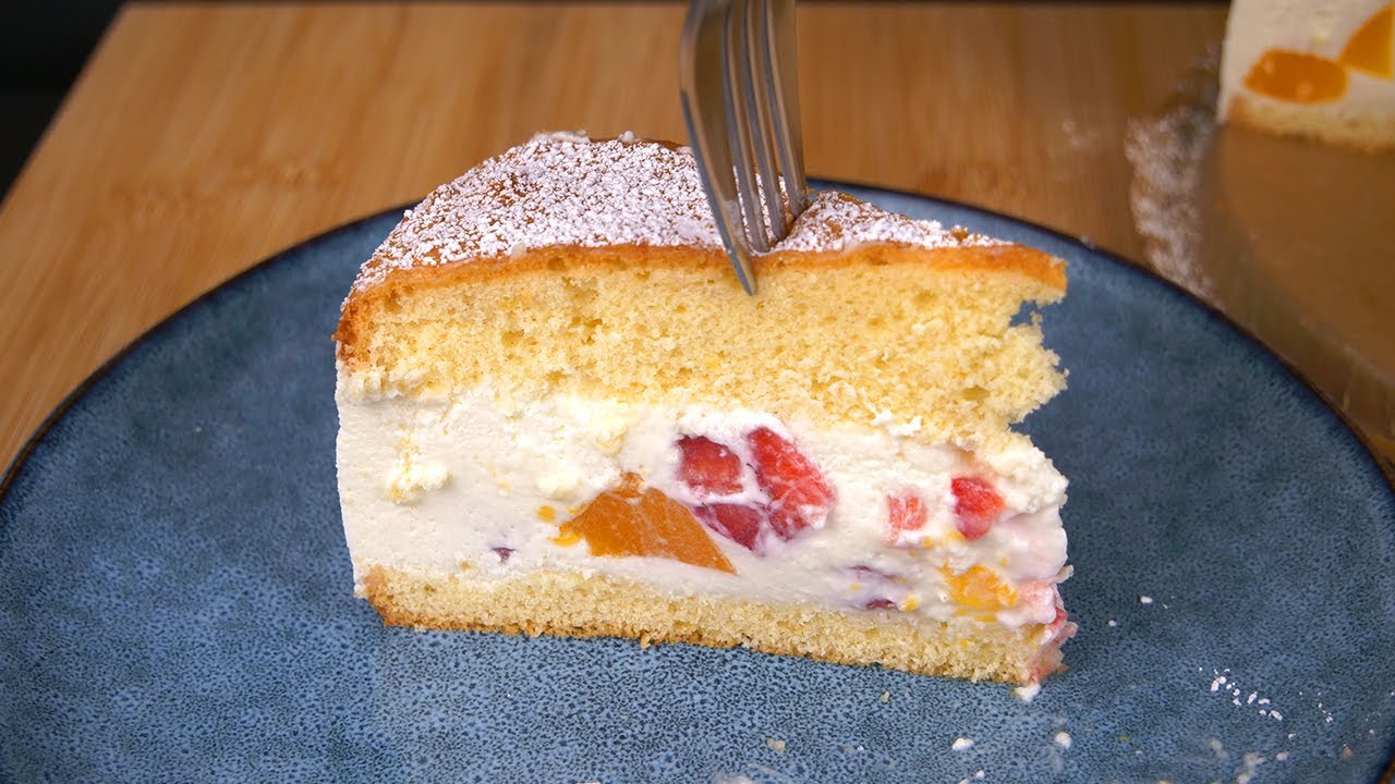 The soft and tender cake that melts in your mouth. Delicate cream with ...