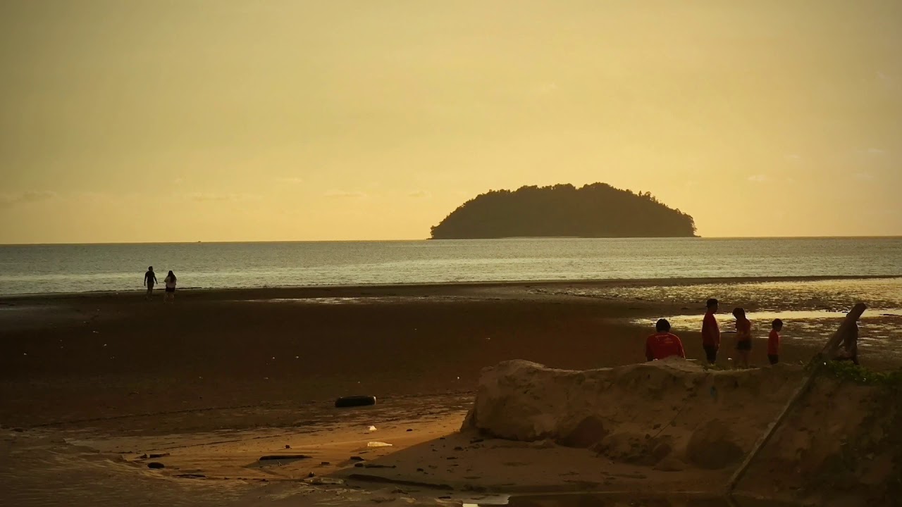 Sunset at Tanjung Aru Beach, Sabah, Malaysia, Borneo - YouTube