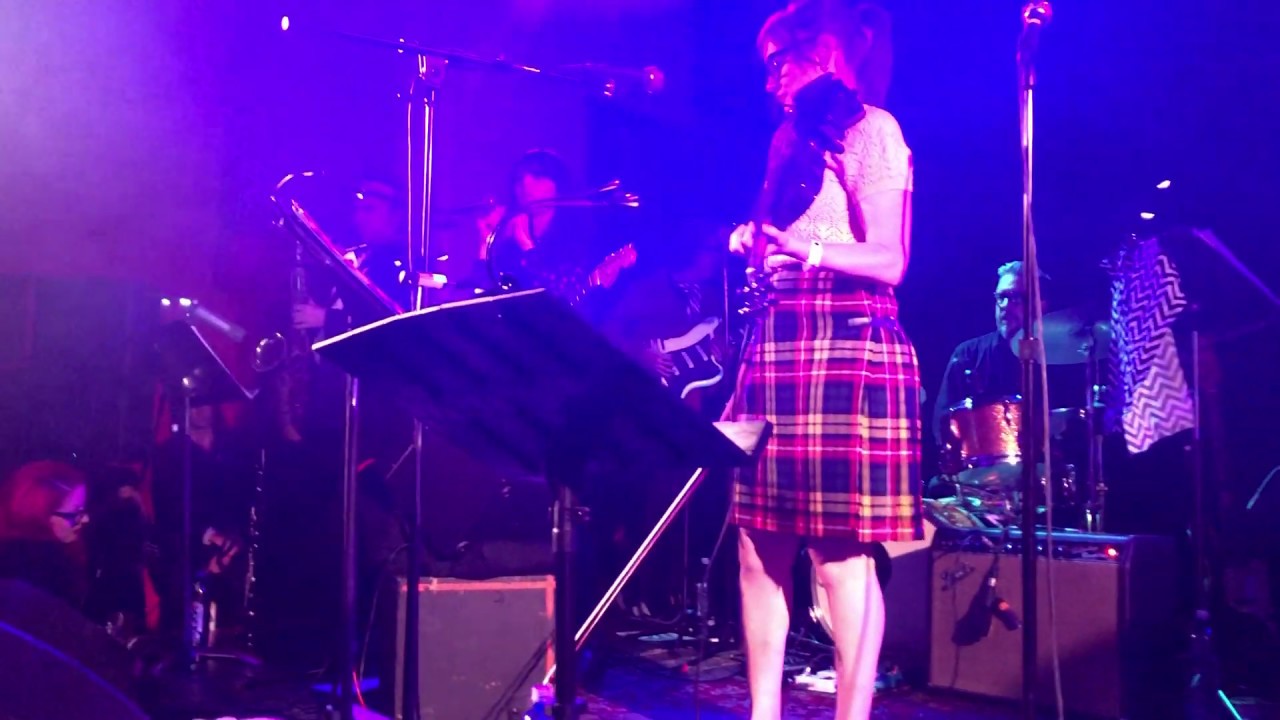 The Red Room Orchestra - Audrey's Dance (from Twin Peaks) (Angelo ...