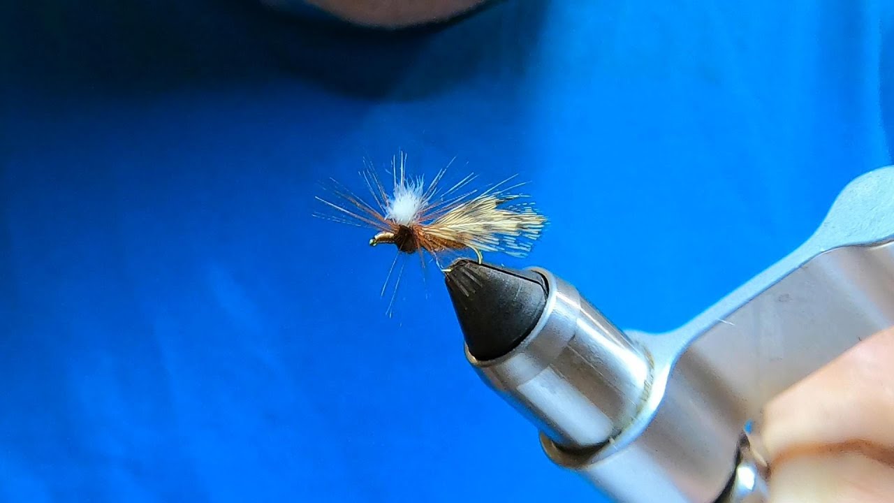 Tying The Spruce Moth - YouTube