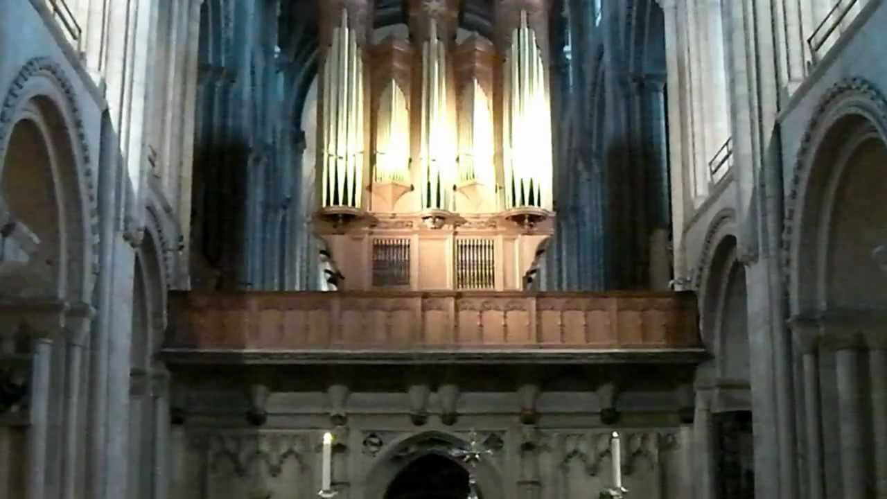 Organ Music During Norwich Cathedral Prayer Service Youtube