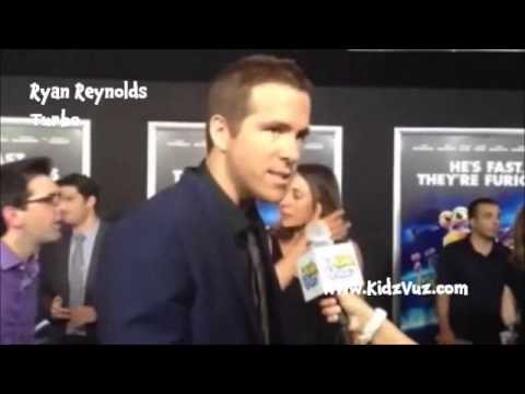 On the Red Carpet with Ryan Reynolds from Turbo - YouTube