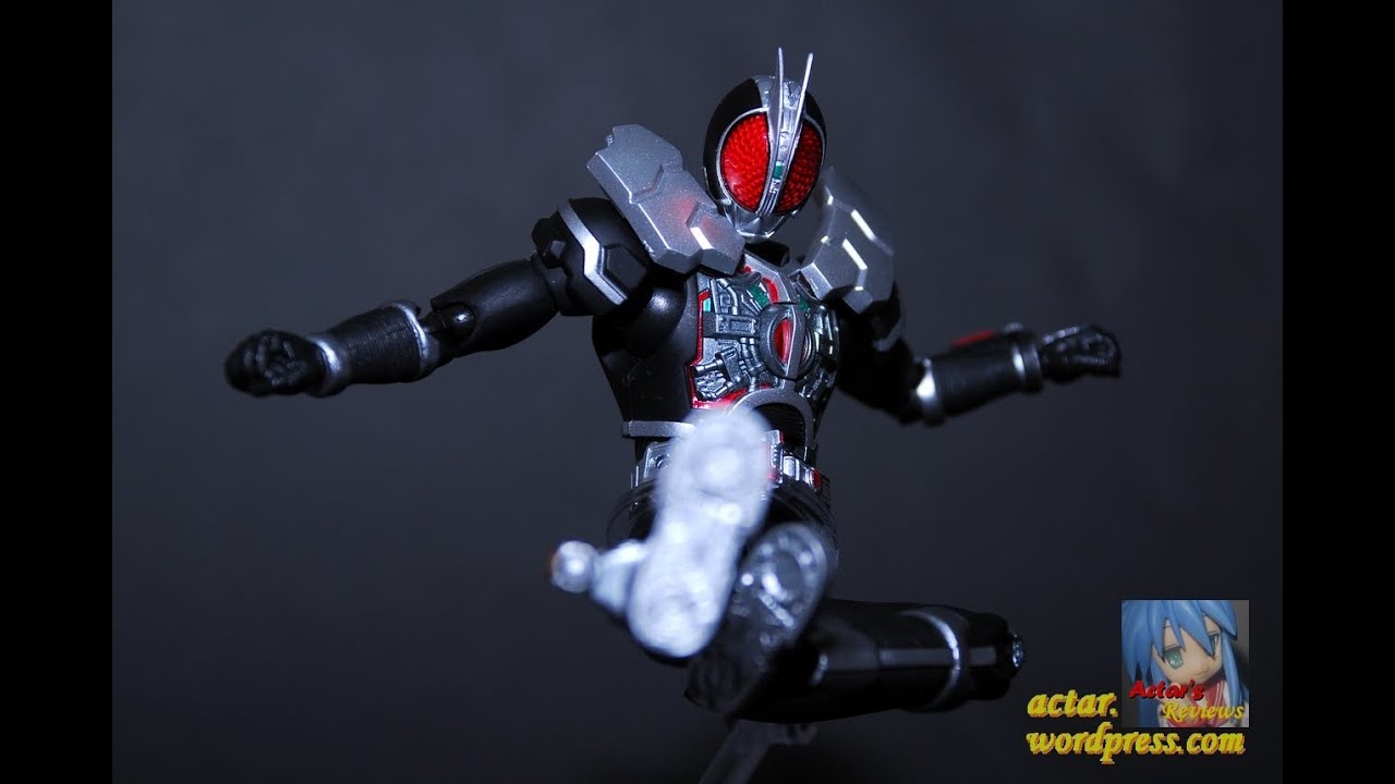 AFR - Kamen Rider Faiz Axel Form S.H.Figuarts Figure Review - YouTube