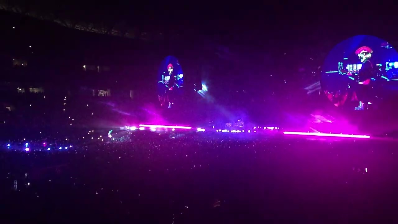 Coldplay - Infinity Sign (Interlude) - Music of the Spheres Tour - 25 ...