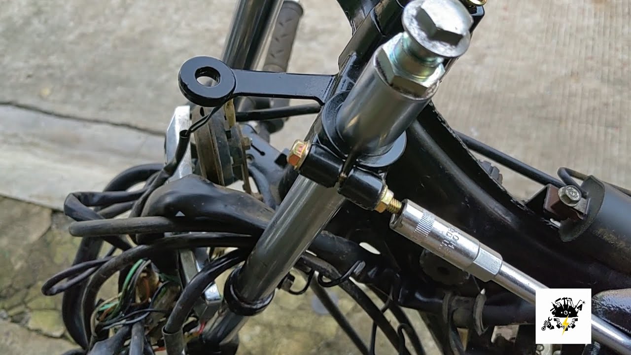 TMX125 Alpha Lowered/Lowering Crown by HANDEEMAN - YouTube