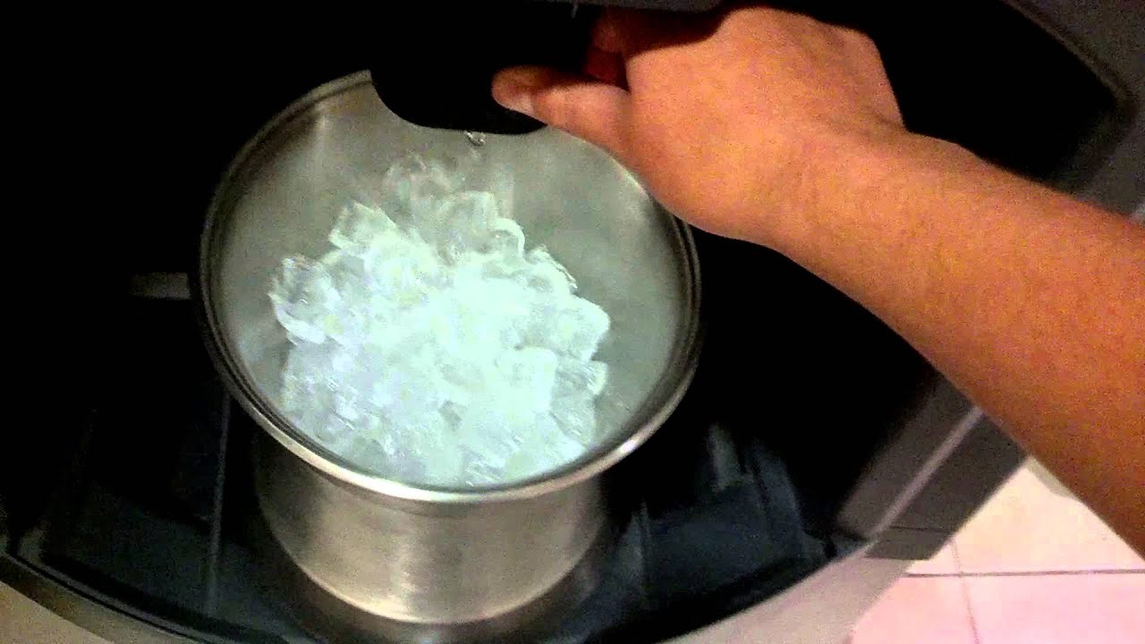 Ice Machine - Hilton Tucson East - YouTube