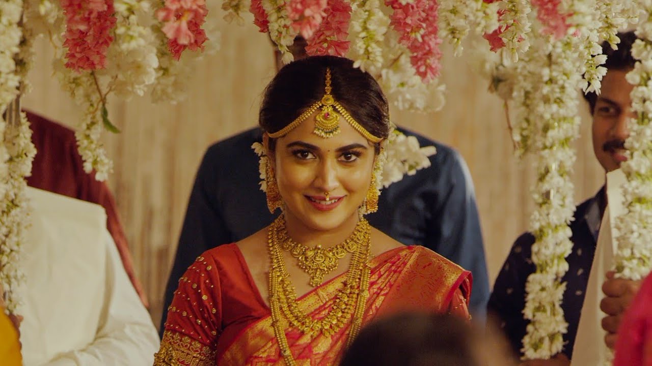 Paavani Silks & Fabrics - YouTube