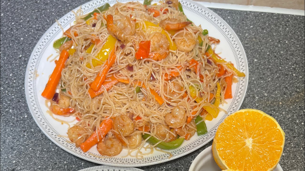 EBB pastry. chef Felicia is live how to prepare Rice noodles - YouTube