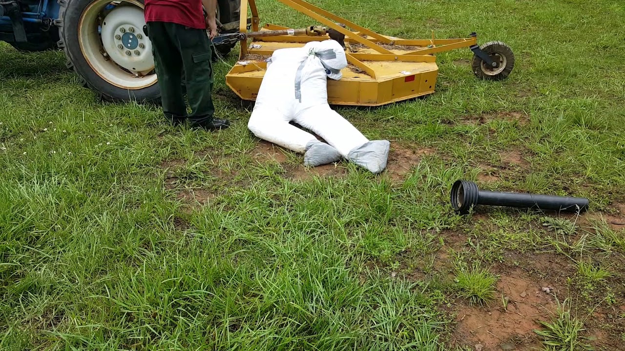 Tractor pto DANGER. - YouTube