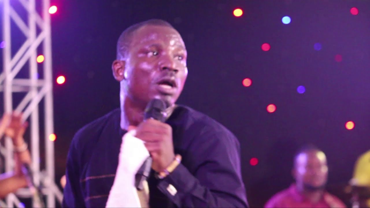 FRANCIS AMO @ Free 2 Worship 2017 |WAHAMBA NATHI - M'AHOMA N'ATI - YouTube