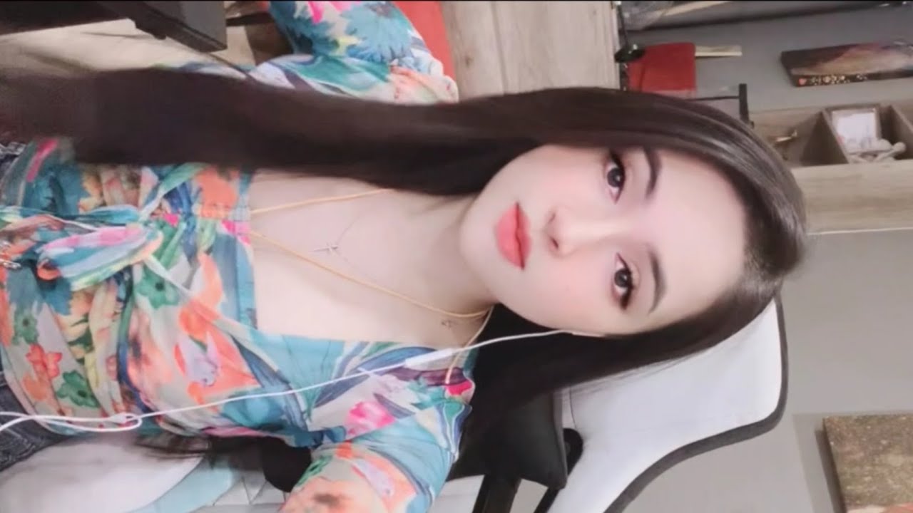 LIVE TIKTOK JANDA MUDA CANTIK IMUT & GEMOY 😍 ️ - YouTube