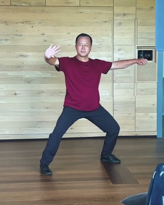 Master Ren Guangyi 任广义 demonstrating Tai Chi's Explosive Power fājìn 發勁 - YouTube