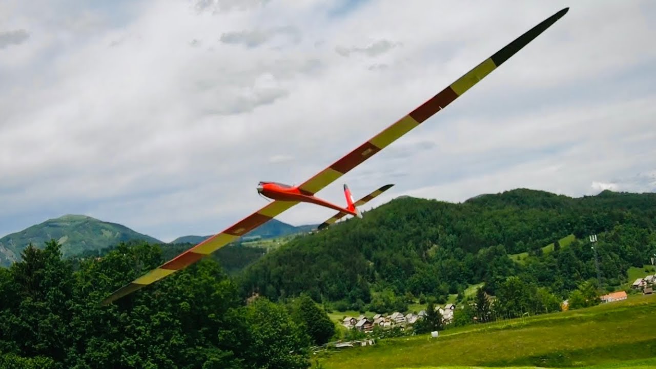 4 meter Epsilon XL3 E-Glider from Staufenbiel - YouTube