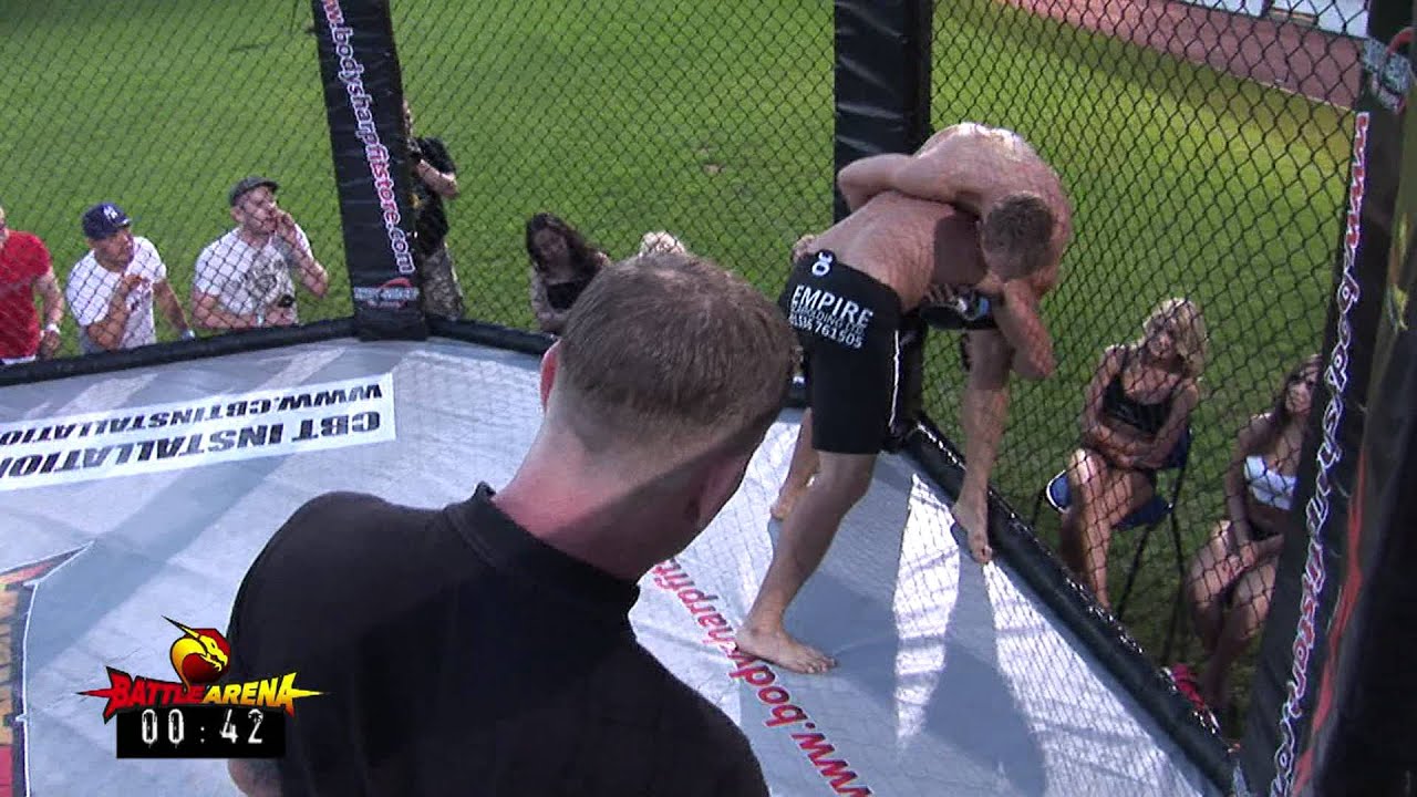 Lee Rayson V Dan Beckett - Battle Arena [HD] - YouTube