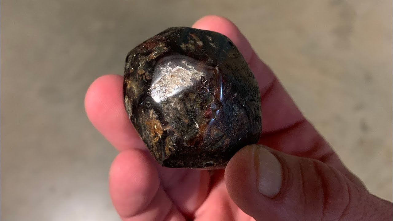 Giant, Gemmy Garnets Burke Co NC - YouTube