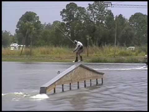 Tom Fooshee, 2008 WWA World Champion Cable and Boat Wakeboarding - YouTube