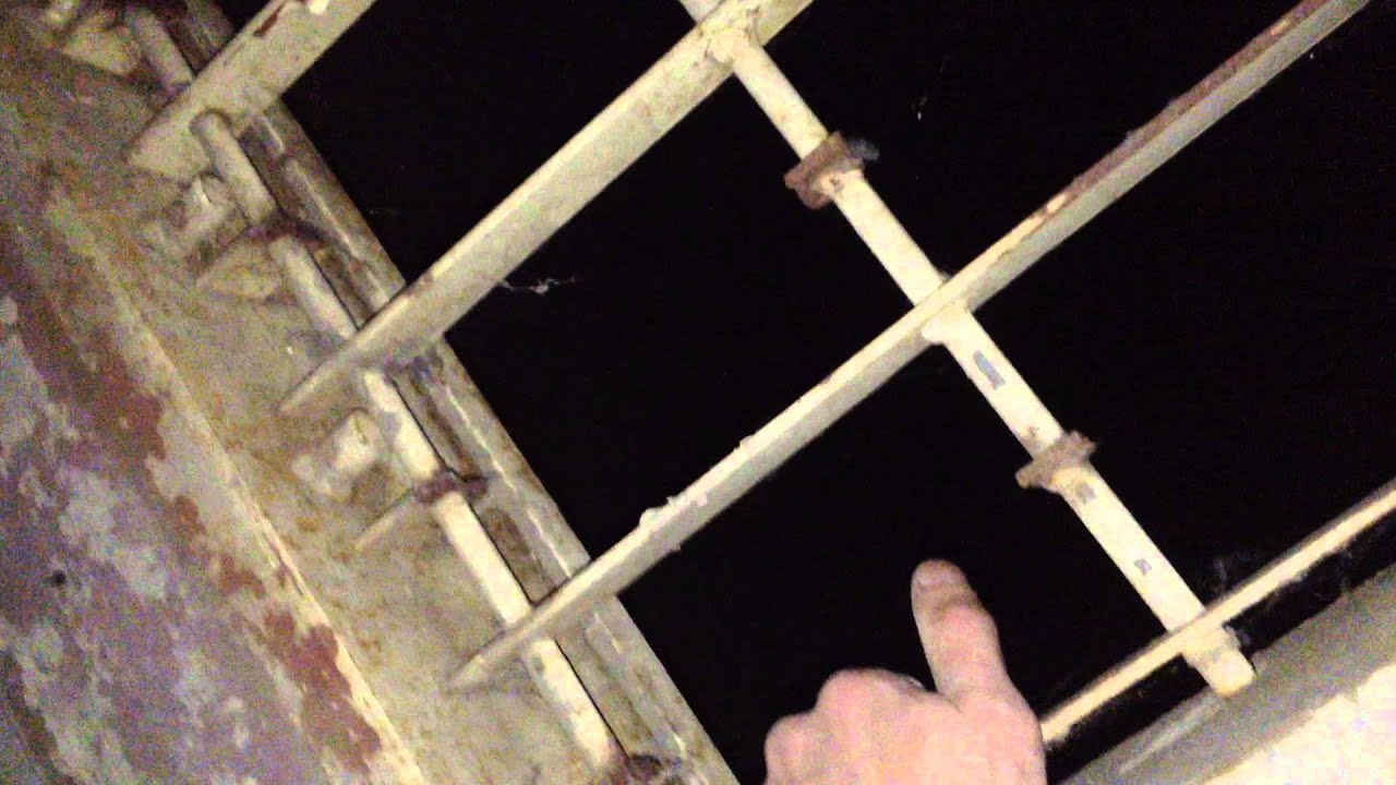 Beercan falling down Silo#5 - YouTube