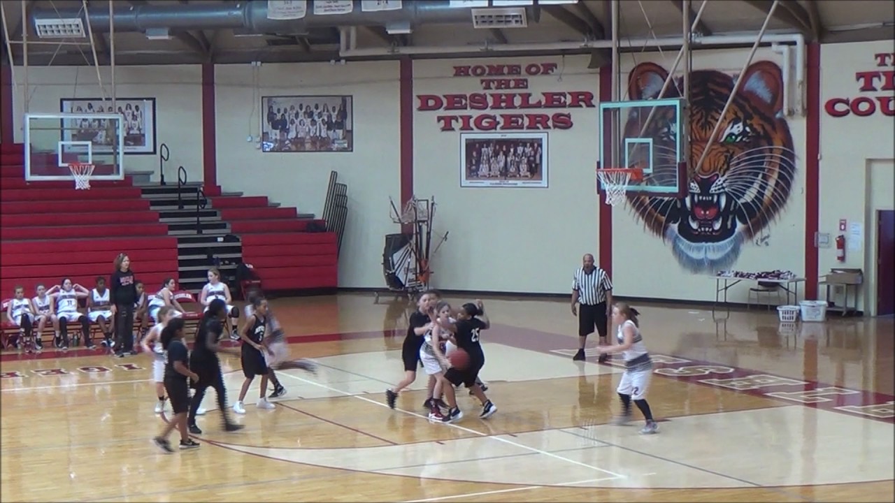 Chloe Siegel 2023 6th grade Deshler vs Athens 11 19 16 - YouTube