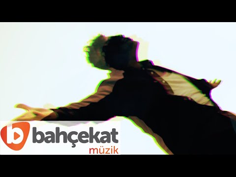Çamur Adam feat. Işıl Ayman - Güzelmiş Yalnızlık