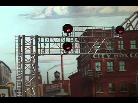 Custom Signal Systems -- Modified BLMA Signal Bridges - YouTube
