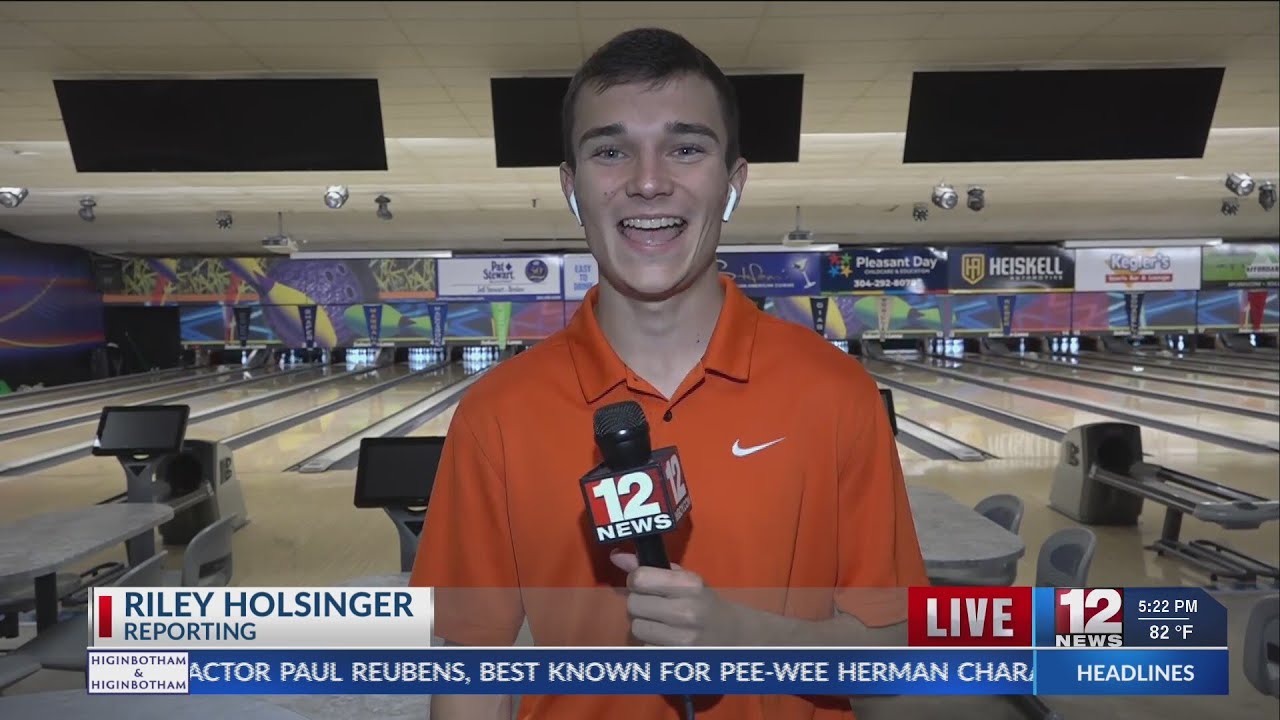 Pro Bowling Association at Suburban Lanes (LIVE w/ Riley Holsinger ...