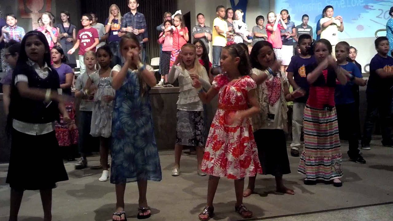 We worship you (signing choir kids camp) - YouTube
