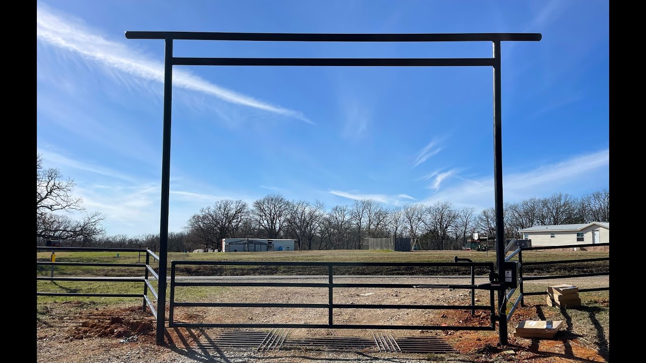 Pipe entry, overhead, auto gate - YouTube