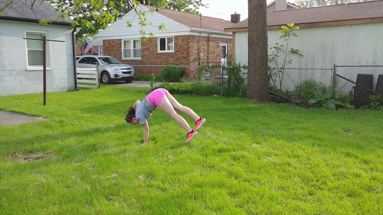 Kids gymnastics in the yard 1 - YouTube