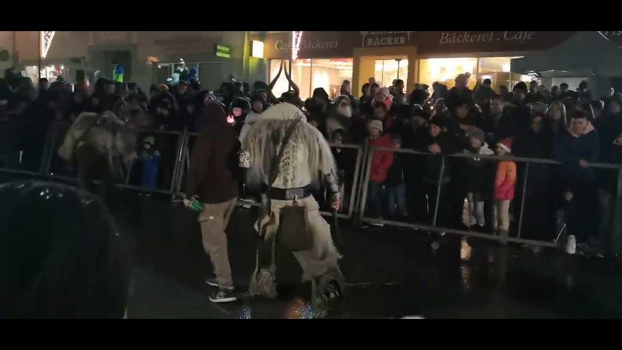 ui der Krampus auweh - YouTube