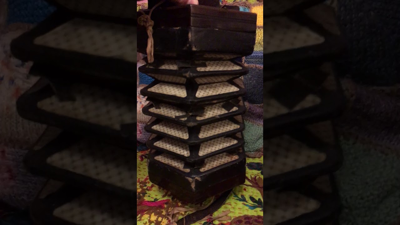 Concertina bellows demo (for concertina.net) - YouTube