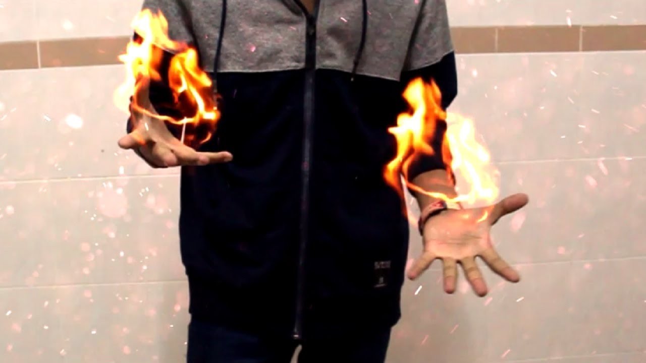 Adobe After Effects - Realistic Fire in Hand - YouTube