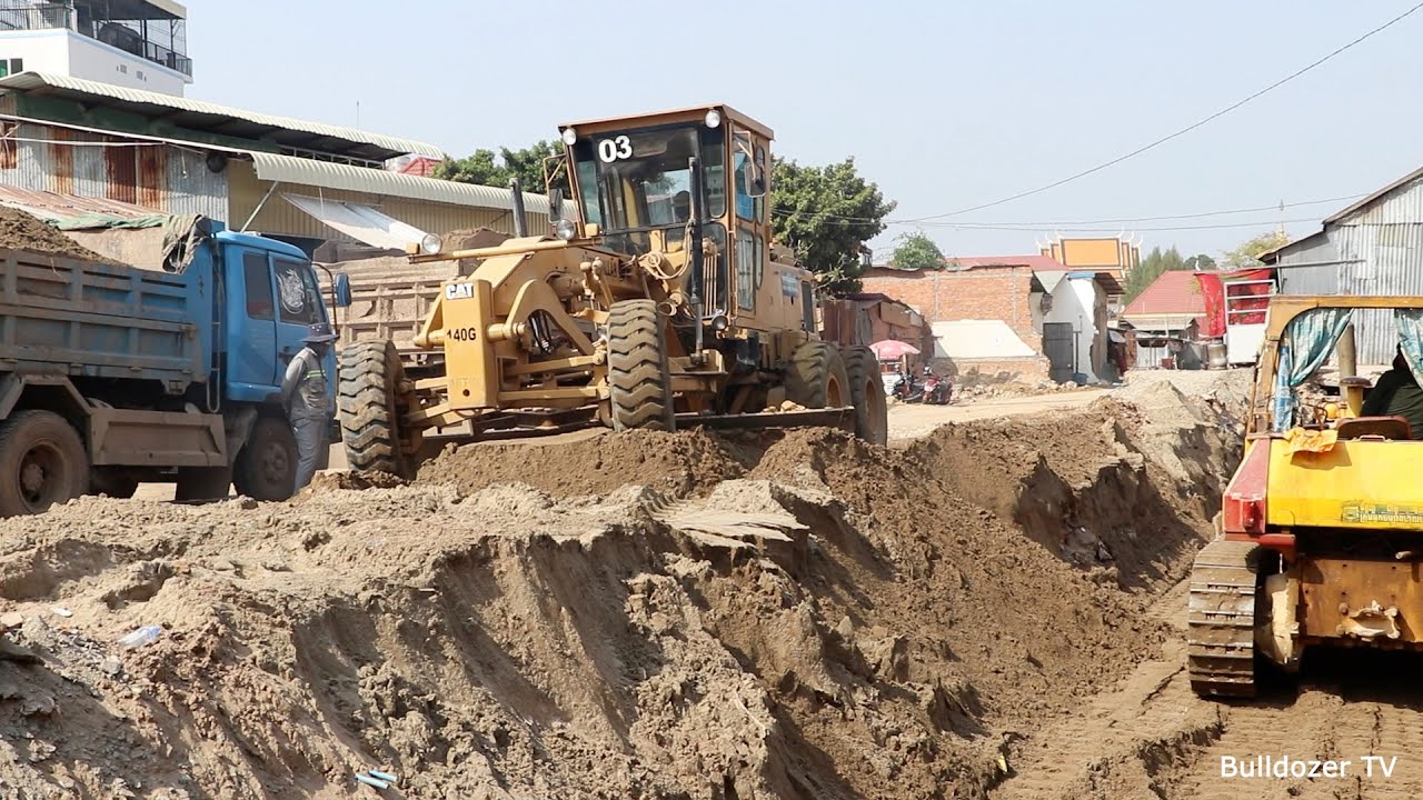 Great Skills By Operator Motor Grader And Dozer Pushing Rock & Sand ...