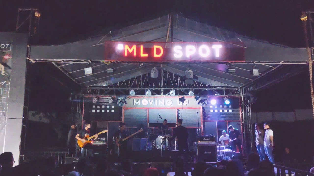 SANDY SANDORO - MALAM BIRU (ARANSEMEN COVER BY ARASI BAND) - YouTube