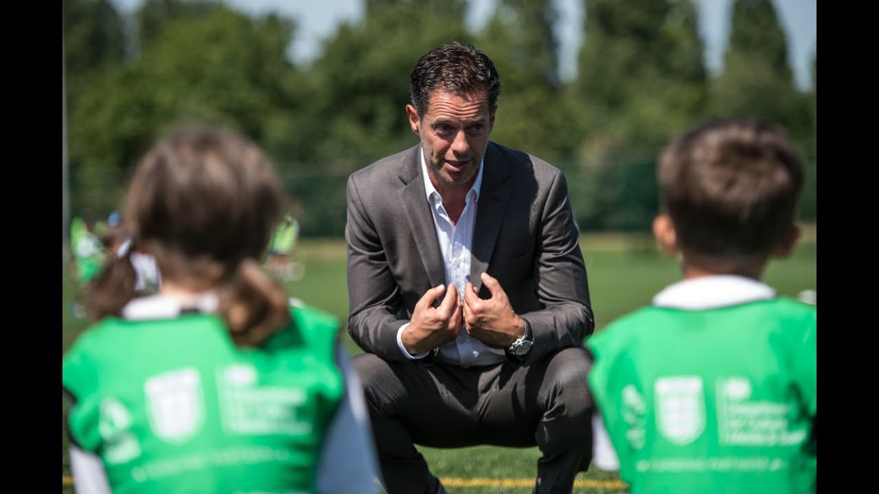 Scott Minto Q&A: Chelsea, Benfica and Sky Sports presenting... - YouTube