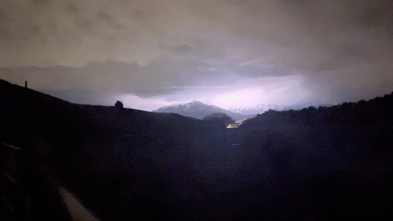 Extremely bright lightning from 30 miles away - YouTube