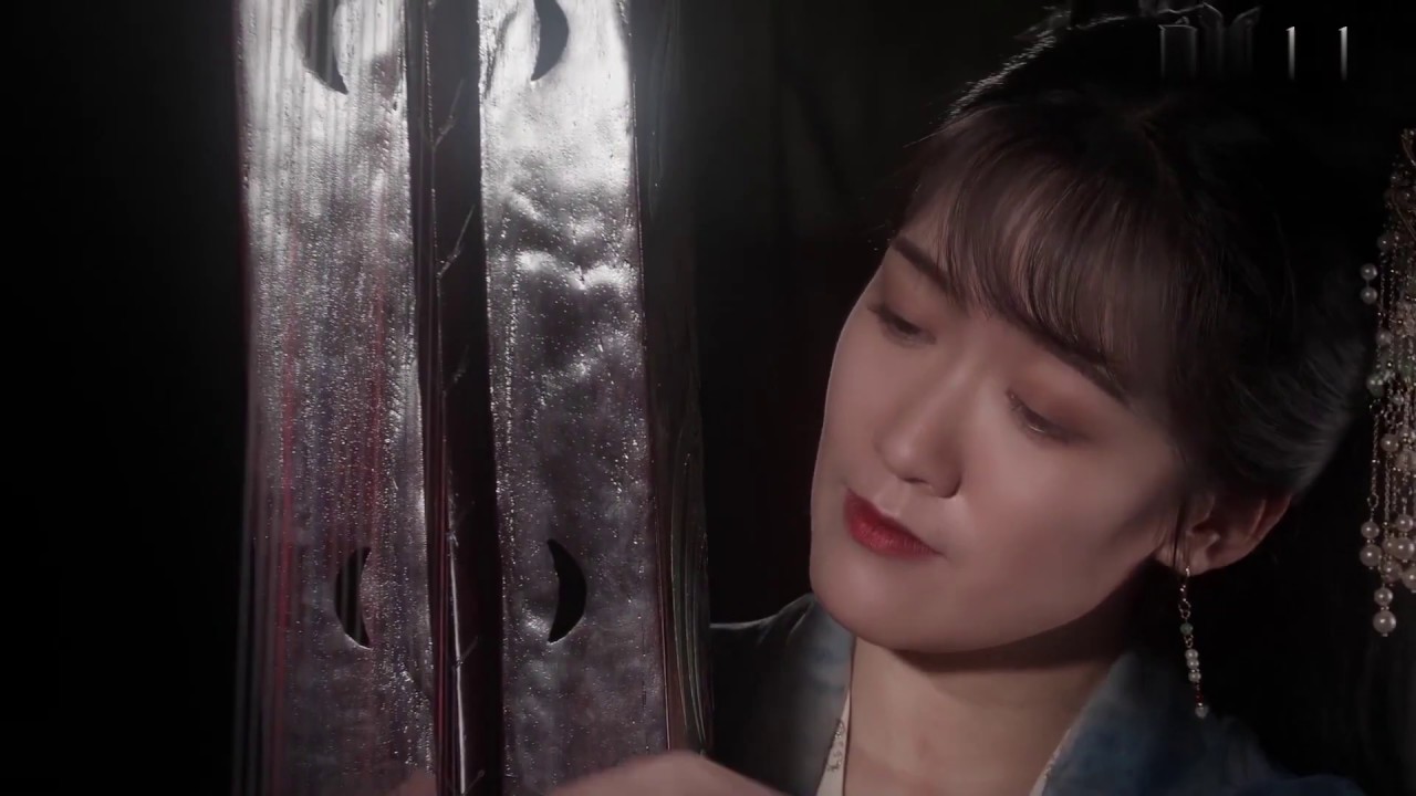 China Traditional Instruments ---Konghou 箜篌 - YouTube